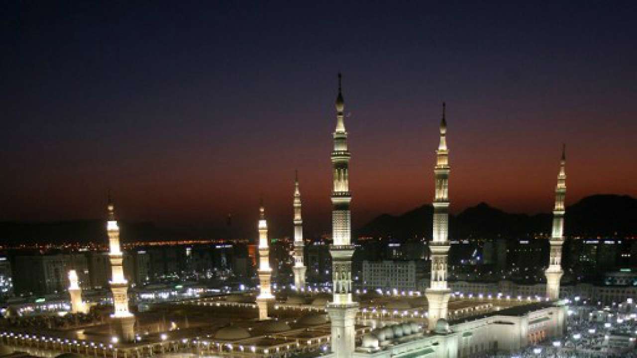 2 million Muslims stone 'devil' at Haj, feast begins