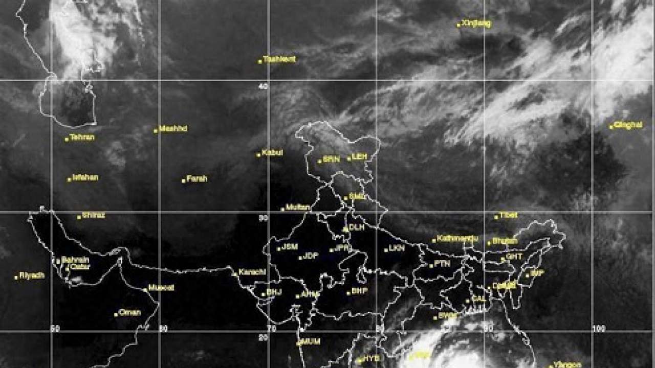 Cyclone Hudhud: Over 1.5 lakh evacuated in 5 districts of Andhra Pradesh