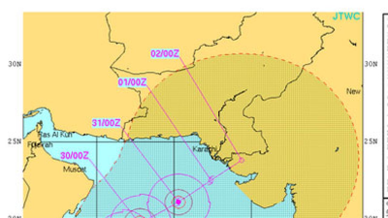 Cyclone Nilofar to hit Gujarat as 'depression'