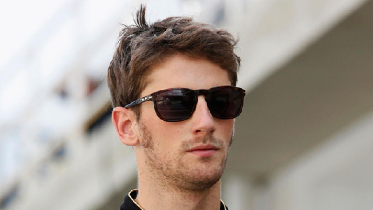Formula One: Frenchman driver Romain Grosjean to stay with Lotus for ...