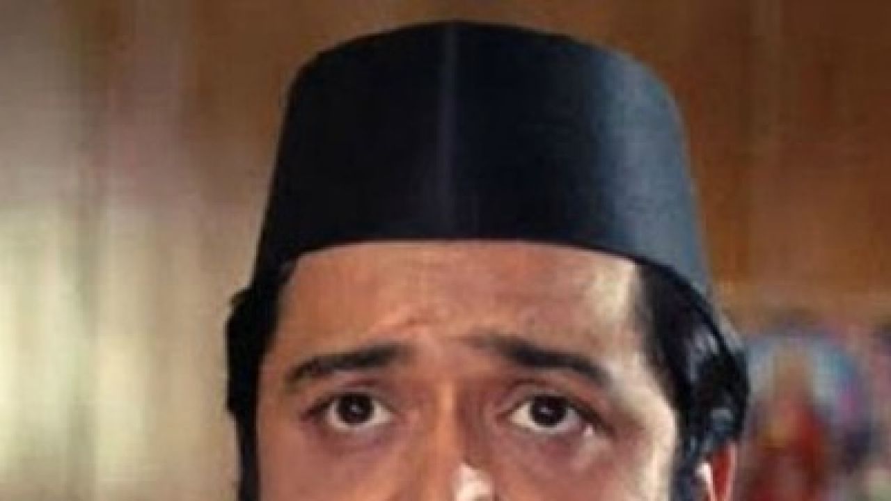 Bollywood pays tribute to veteran actor Deven Verma