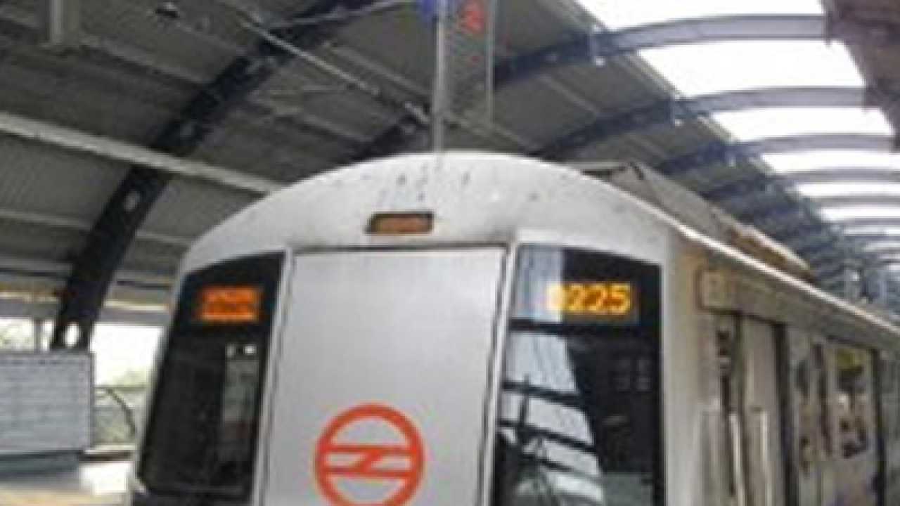 Work to install screen gates at 6 DMRC stations to start soon
