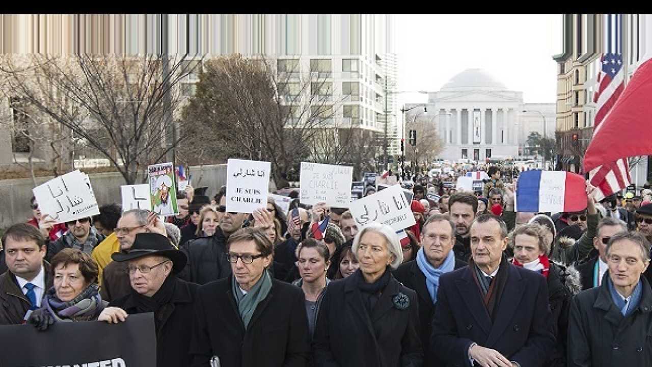 Paris attacks: French, foreign leaders walk arm-in-arm as millions protest
