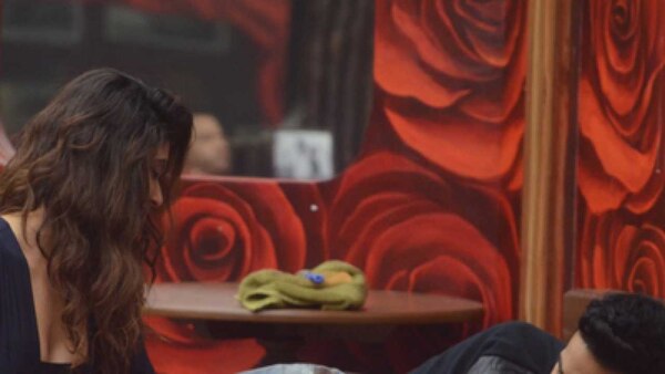 Bigg Boss Halla Bol: Did Karishma Tanna run to Upen Patel due to her ...