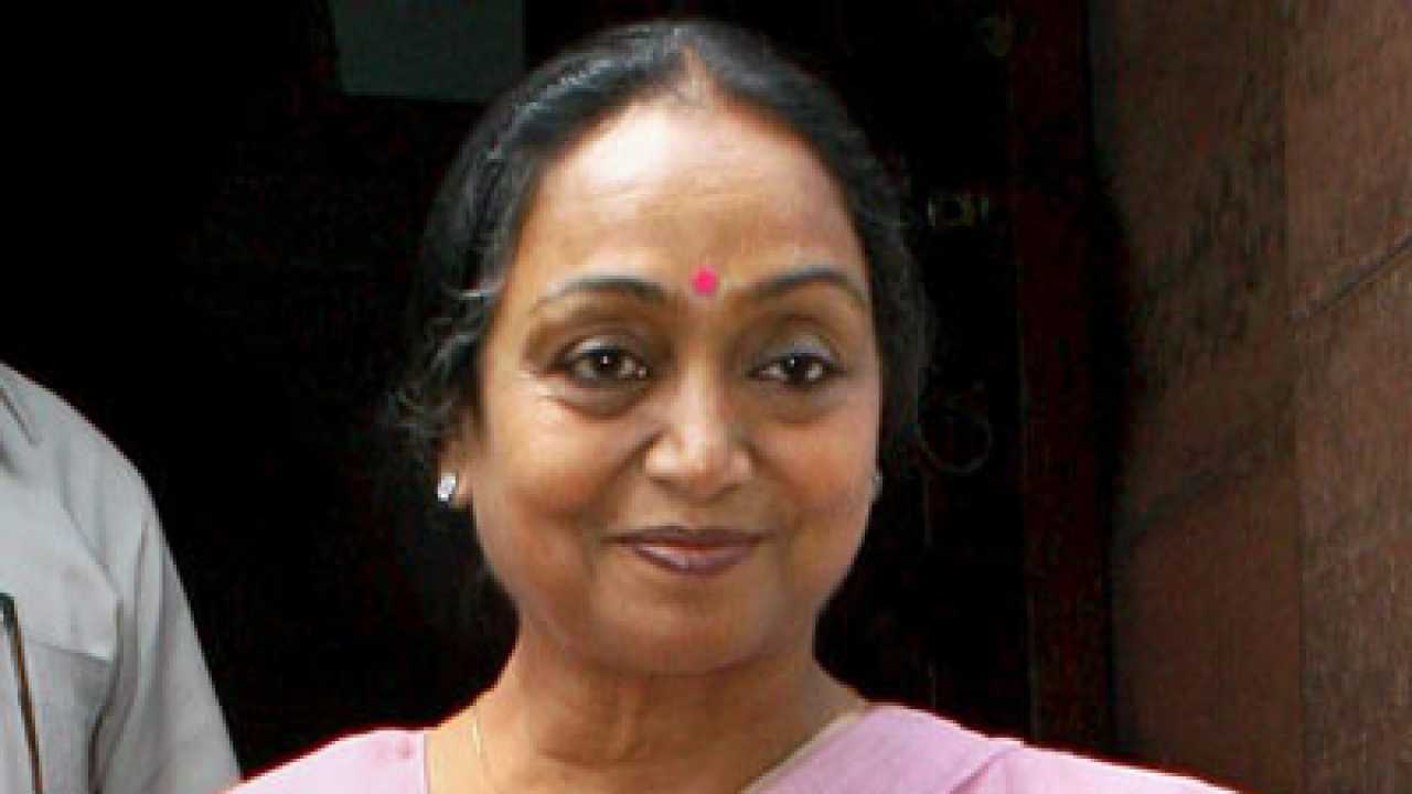 Meera Kumar defends Rahul Gandhi, questions timings of allegations