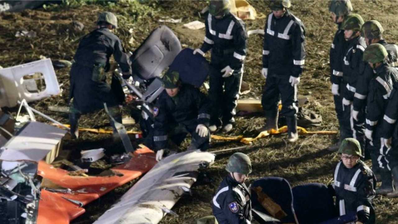 TransAsia plane crash: Black boxes reveal attempts to regain thrust