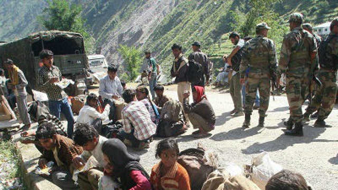 Jammu Kashmir Floods 1445 Victims To Get Compensation In Bank Accounts
