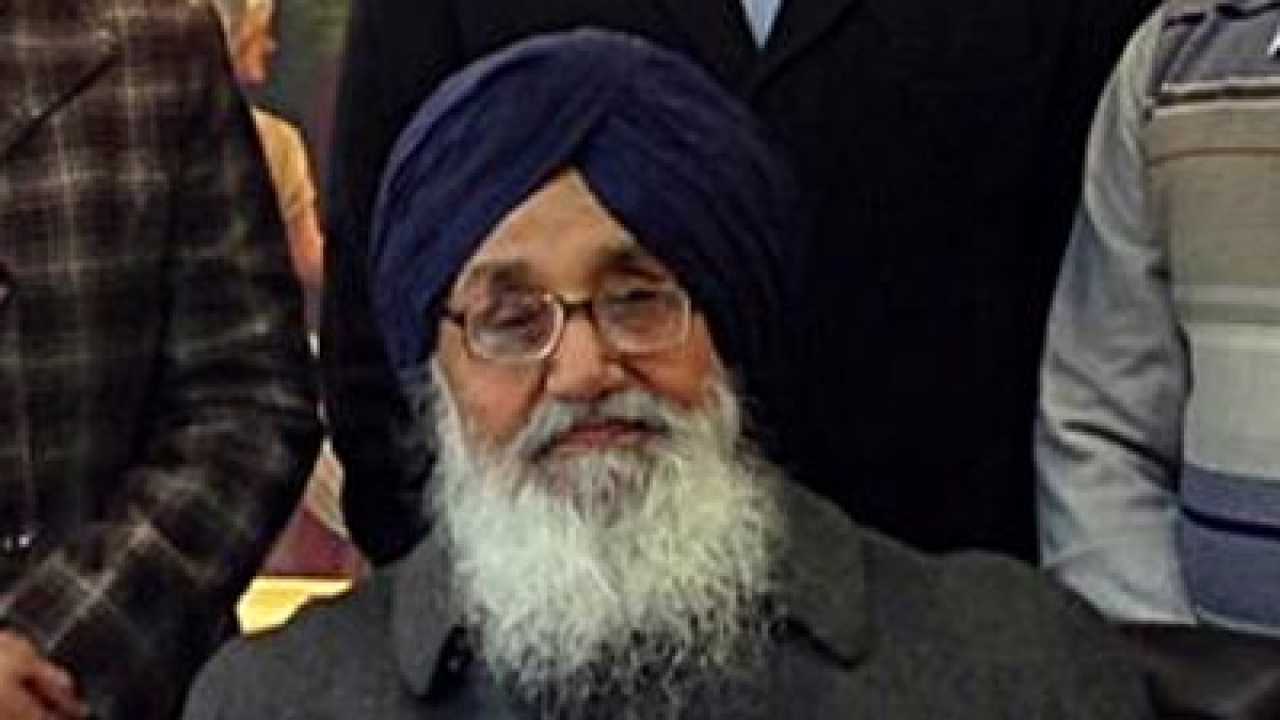 CM Badal hails Centre for NITI Aayog, raising states' share in central ...