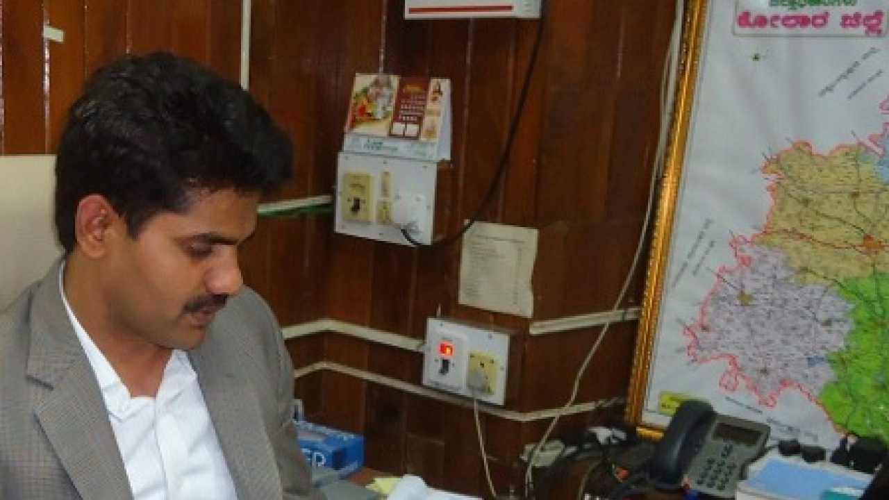 IAS officer DK Ravi, who took on land and sand mafia, found dead