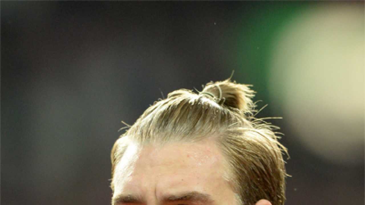 Bendtner hat-trick gives Danes 3-2 win over United States