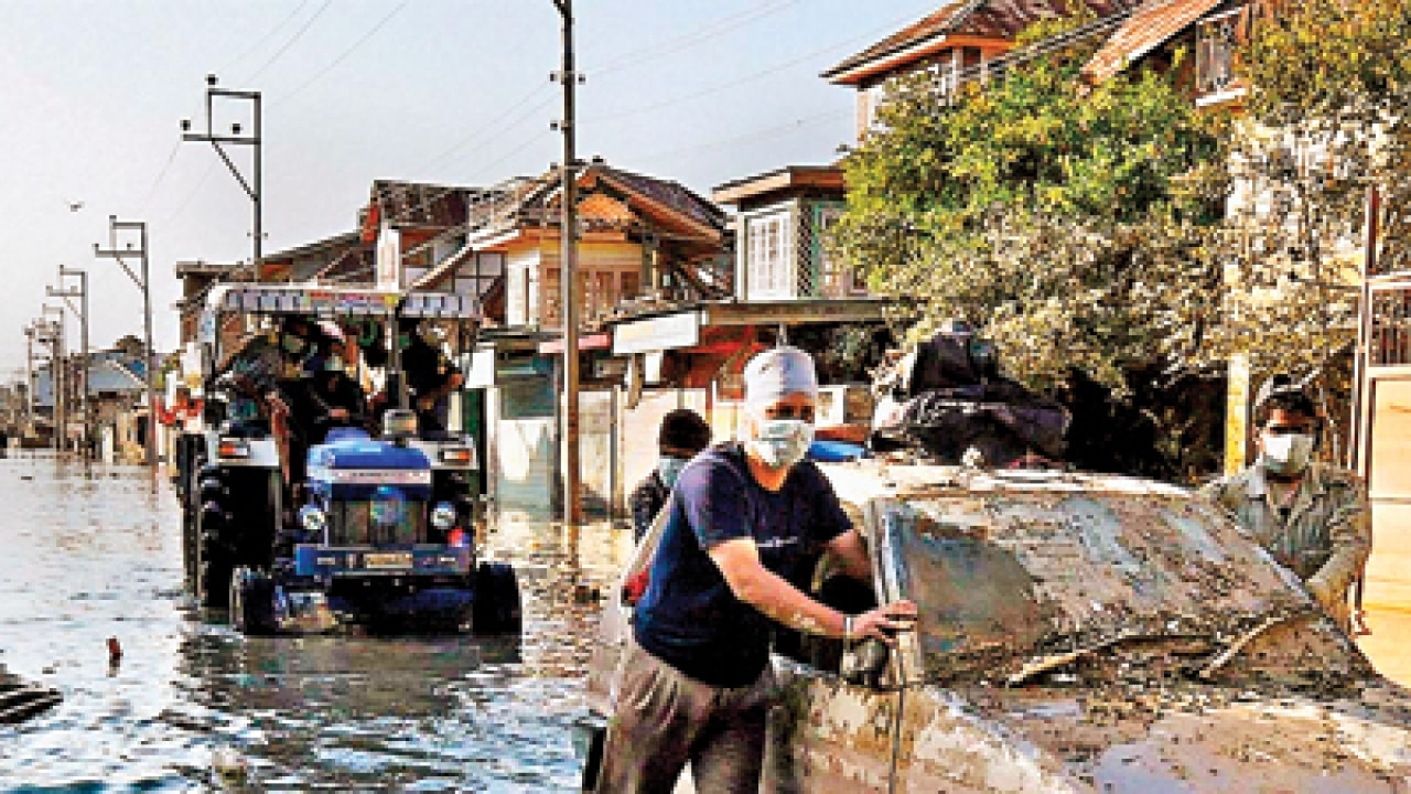 44 dead, 25 injured in Jammu and Kashmir floods, says Mufti government