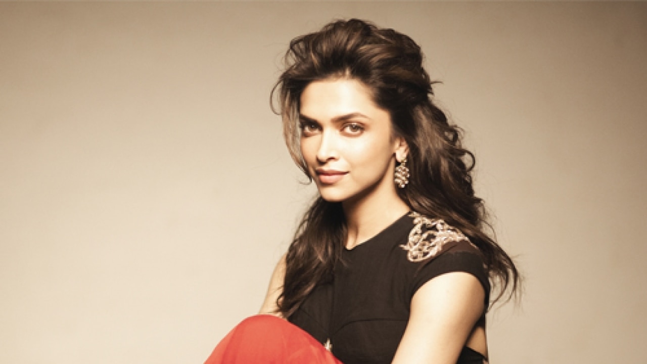 Birju Maharaj trains Deepika Padukone for a special number in 'Bajirao ...