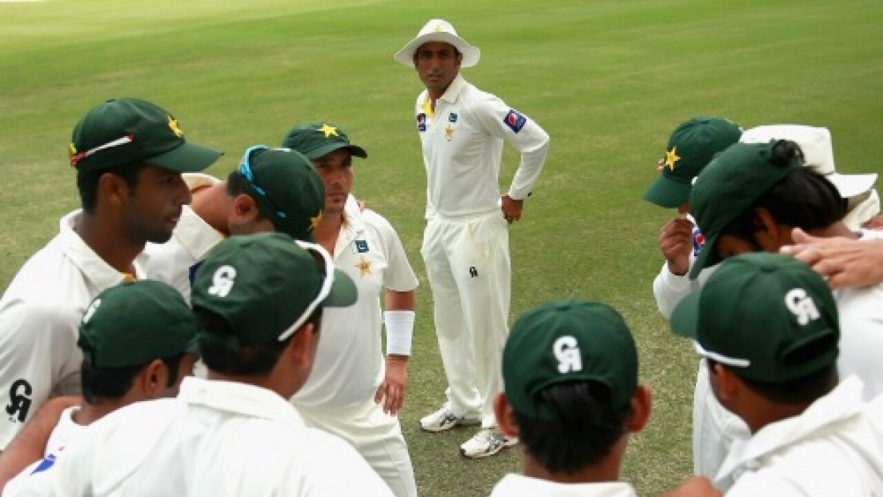 Cricket: Pakistani pacer Imran Khan to replace Sohail Khan for ...