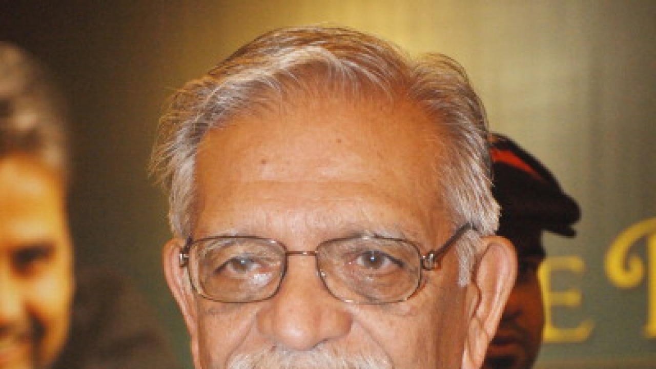 I am not an artist, says legendary lyricist Gulzar