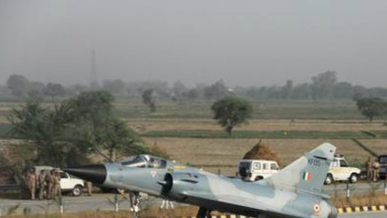 Watch: IAF Mirage 2000 aircraft lands on Yamuna Expressway