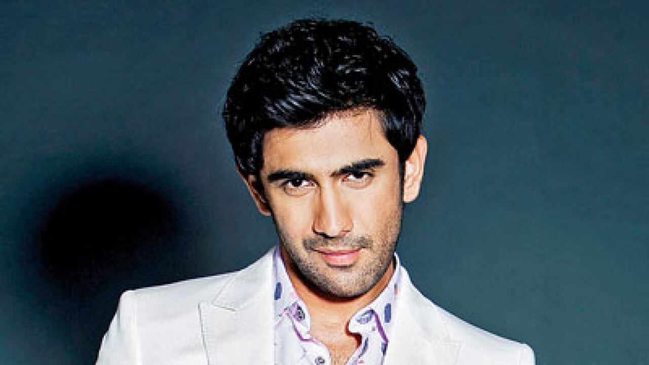 Amit Sadh to play a football player in Mohit Jha's directorial debut