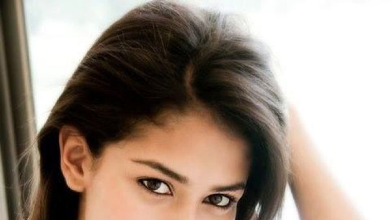 Here’s all you need to know about Shahid Kapoor’s wife Mira Rajput!