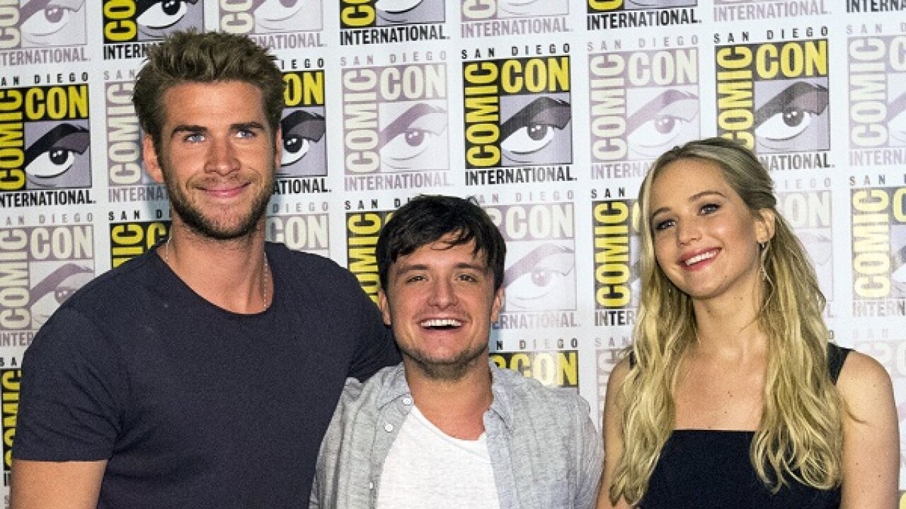 SDCC 2015: Jennifer Lawrence and 'Mockingjay' cast make final Comic-Con ...
