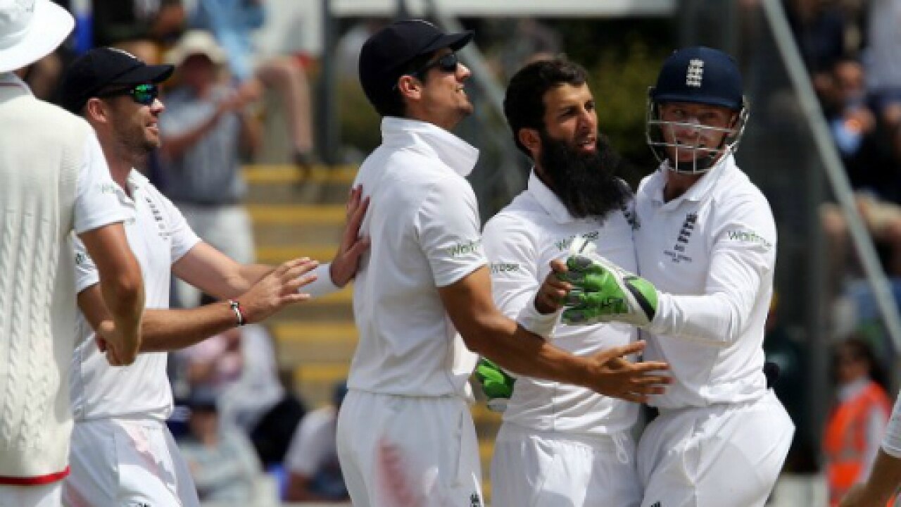 Ashes 2015 | England vs Australia 1st test Day 4: England win by 169 ...