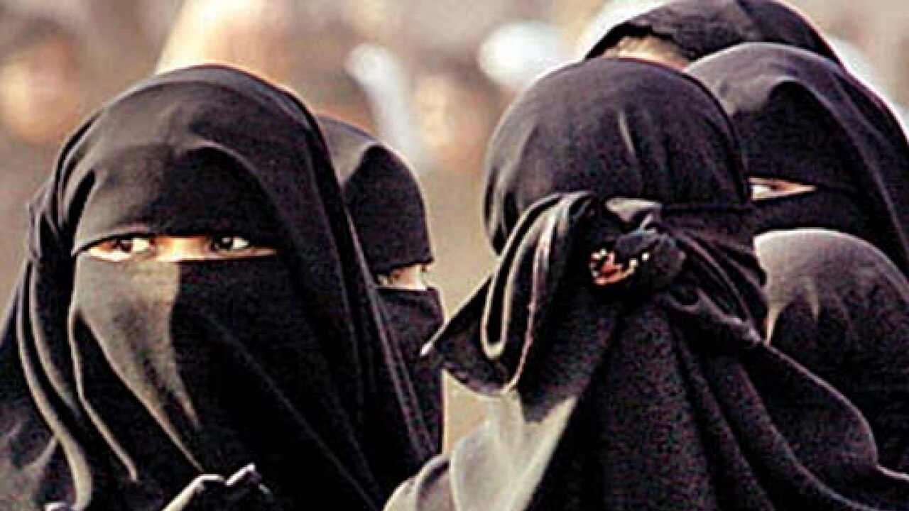 Militants asks Kashmiri girls to observe purdah or face consequences