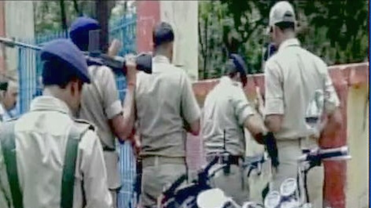 Three killed, two injured in firing at Hazaribagh court, Jharkhand