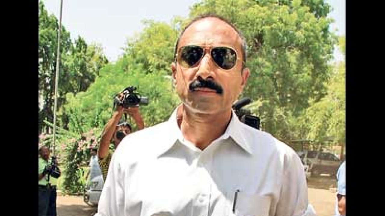 Congress targets PM Modi over Sanjeev Bhatt's termination from service