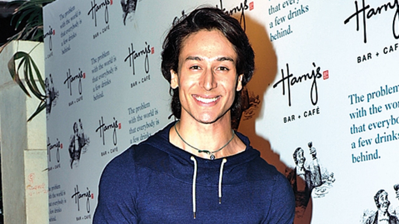 Tiger Shroff shows off stunning action moves in 'Baaghi'