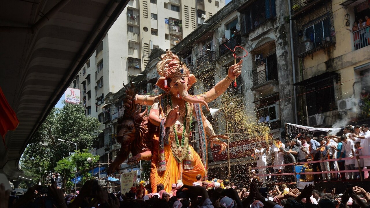 Ganpati Visarjan in pictures: Devotees bid adieu to Lord Ganesha