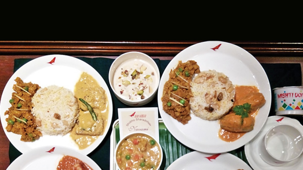 Airlines bring fasting food for fliers on board flights