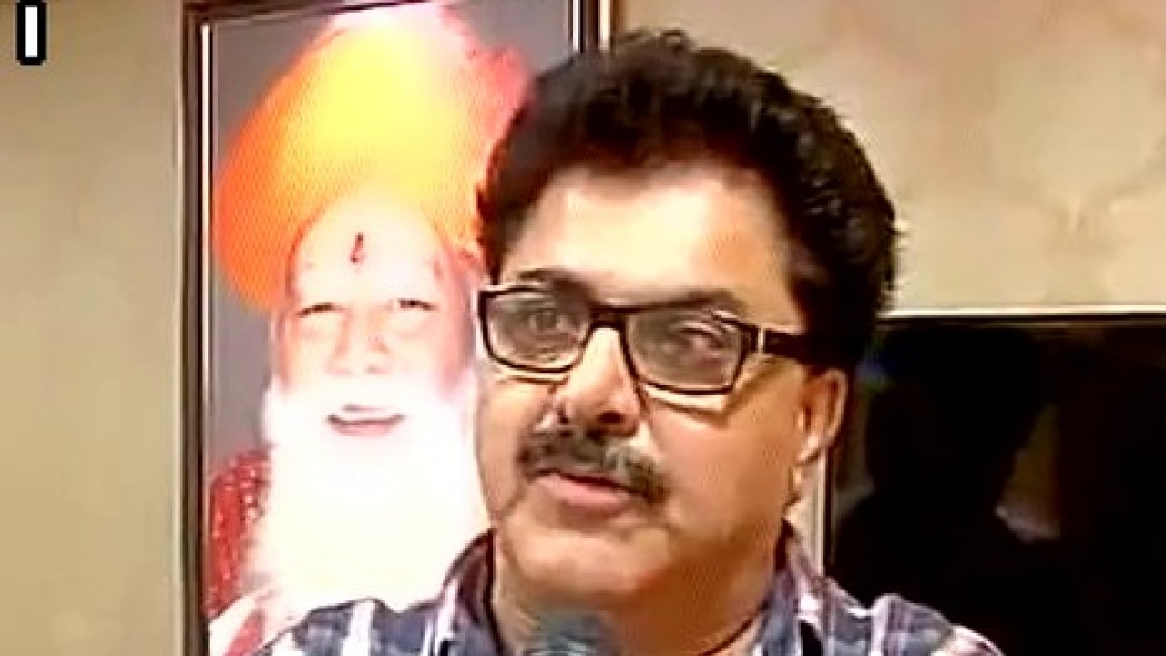 Returning award is the most 'intolerant act', says filmmaker Ashoke Pandit