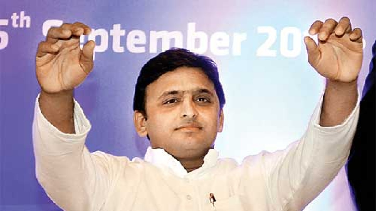 Cabinet reshuffle: Uttar Pradesh CM Akhilesh Yadav sacks 8 ministers