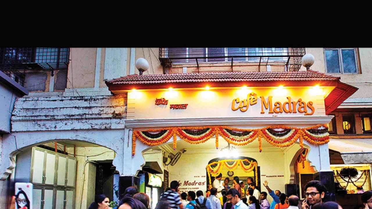 Cafe Madras regulars get a 1940s' surprise