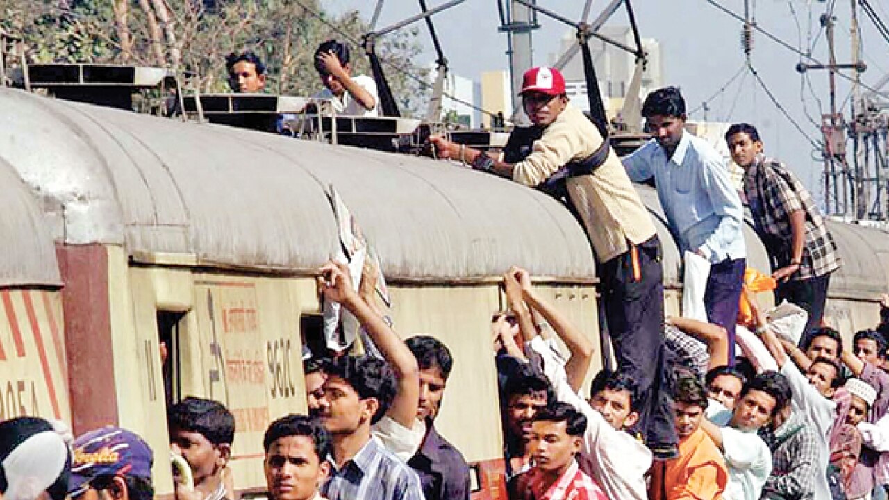 Suresh Prabhu wants to know reason behind over-crowding in Mumbai locals
