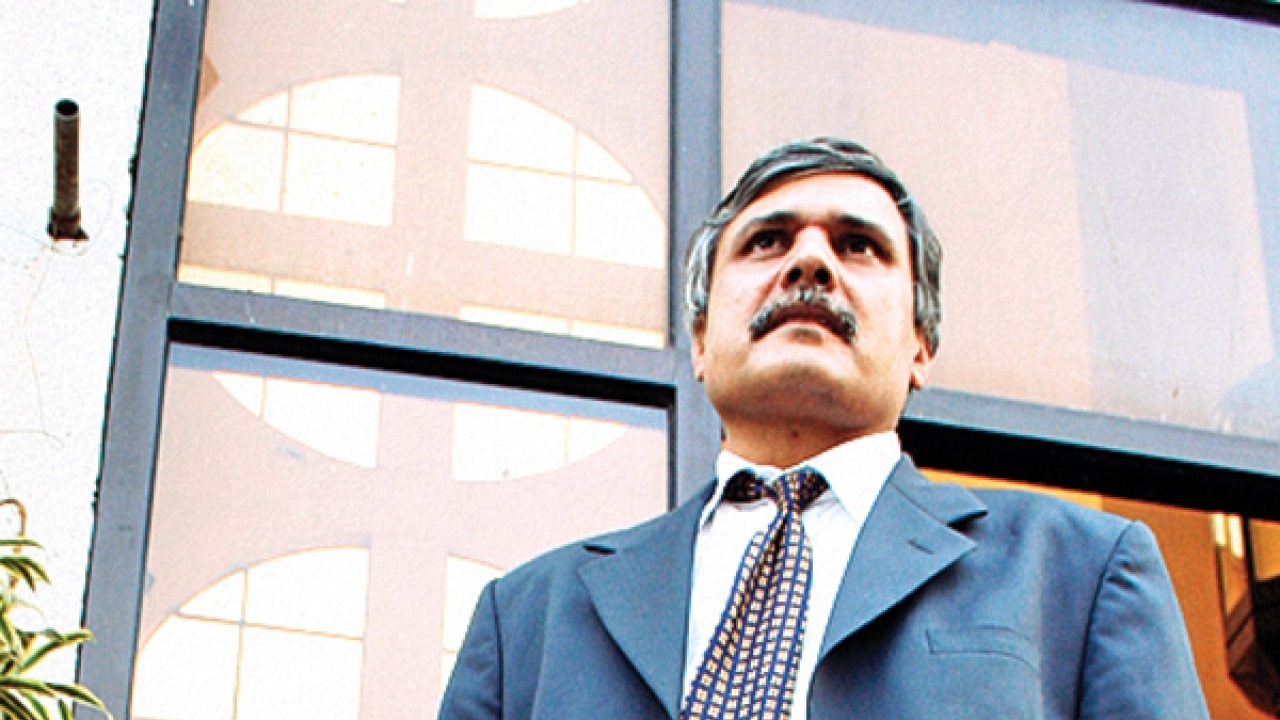 IPS officer Sanjay Pandey seeks deputation at Centre, wishes to join ...