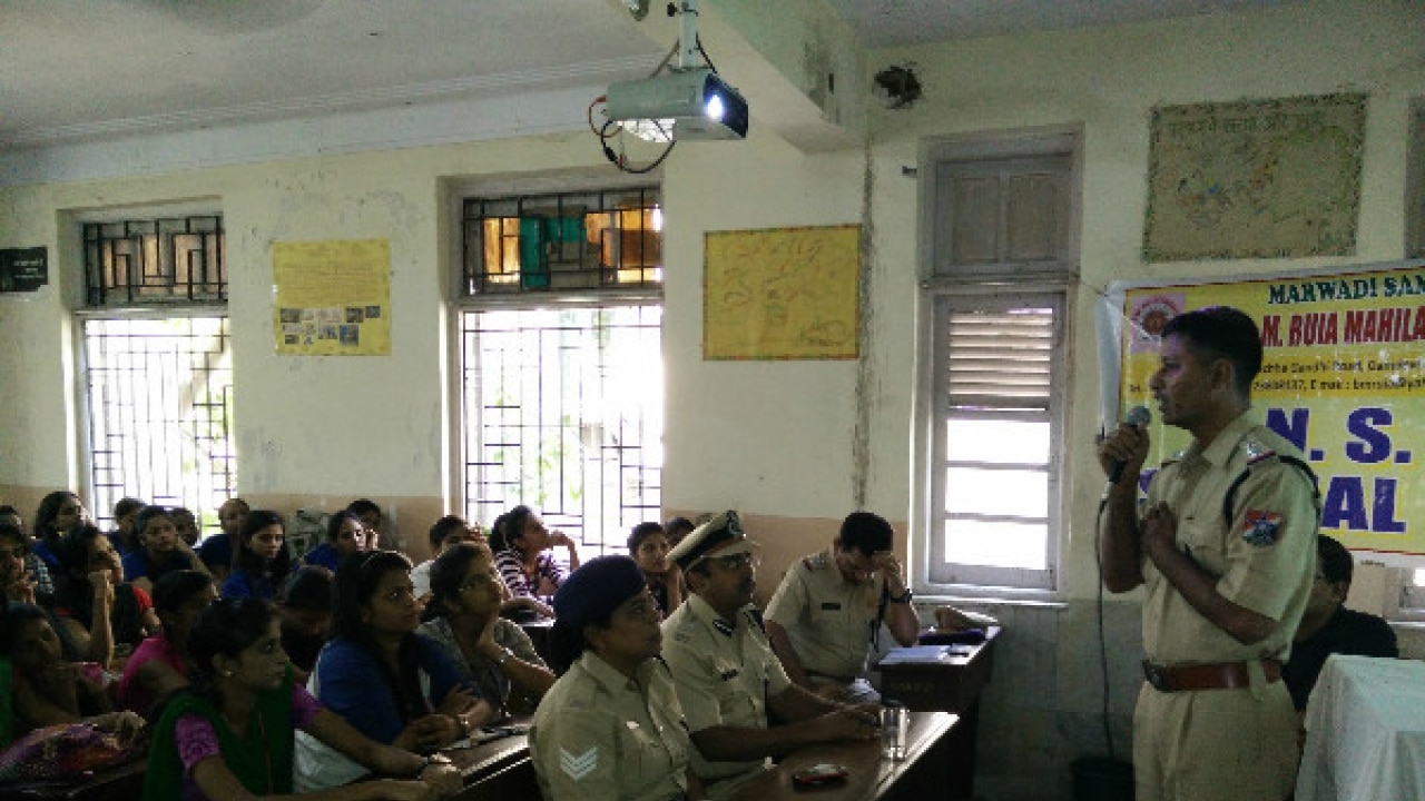 RPF unites with women passengers