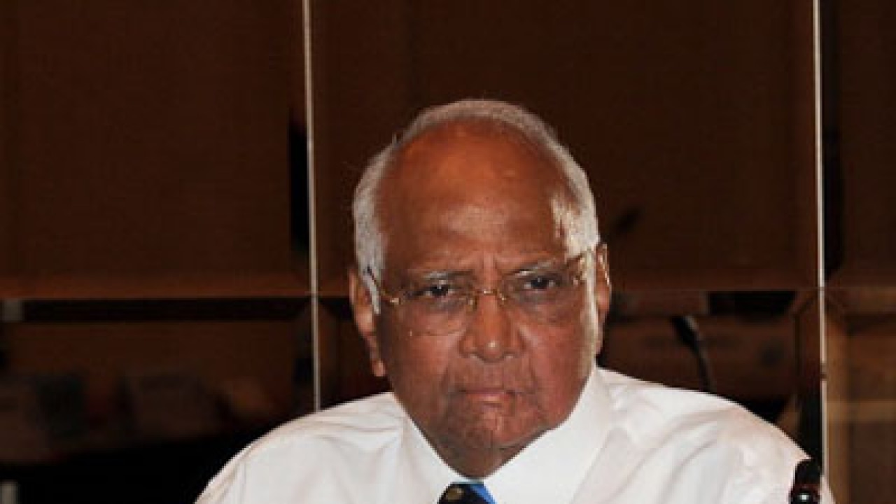 Sharad Pawar celebrates 75th birthday with NCP workers