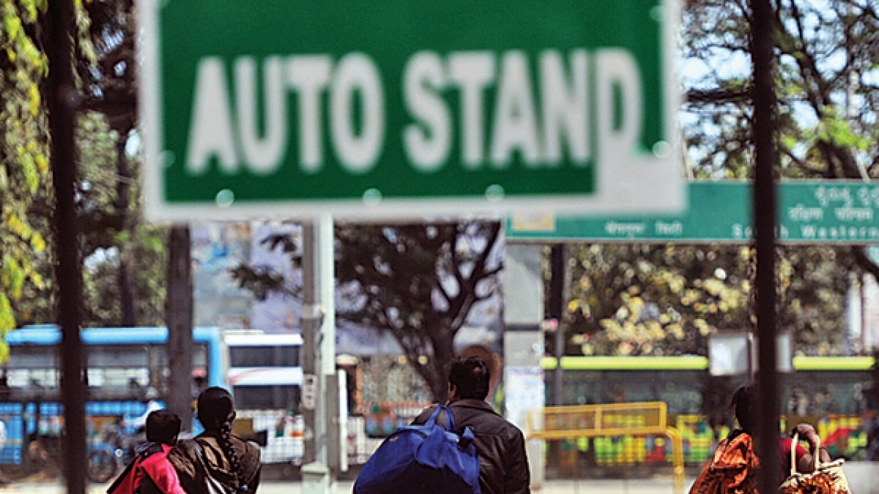 Auto union demands more stands for three-wheelers across city