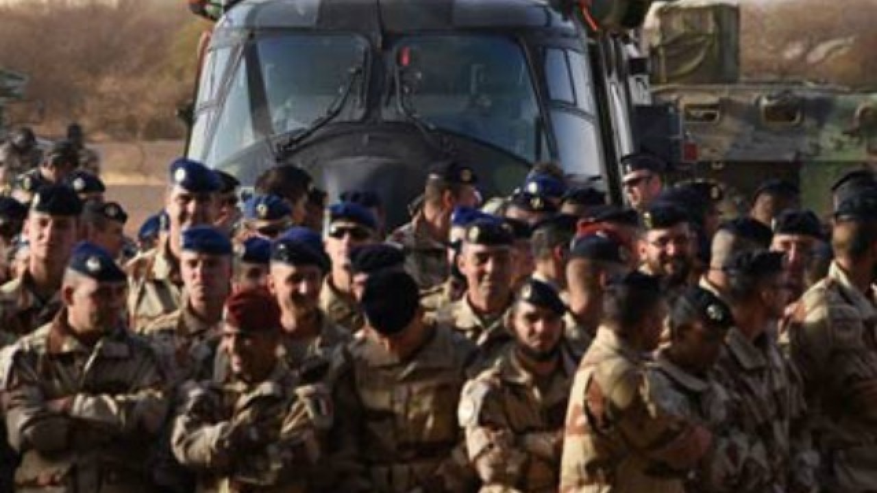 French forces 'neutralise' 10 militants in Mali operation