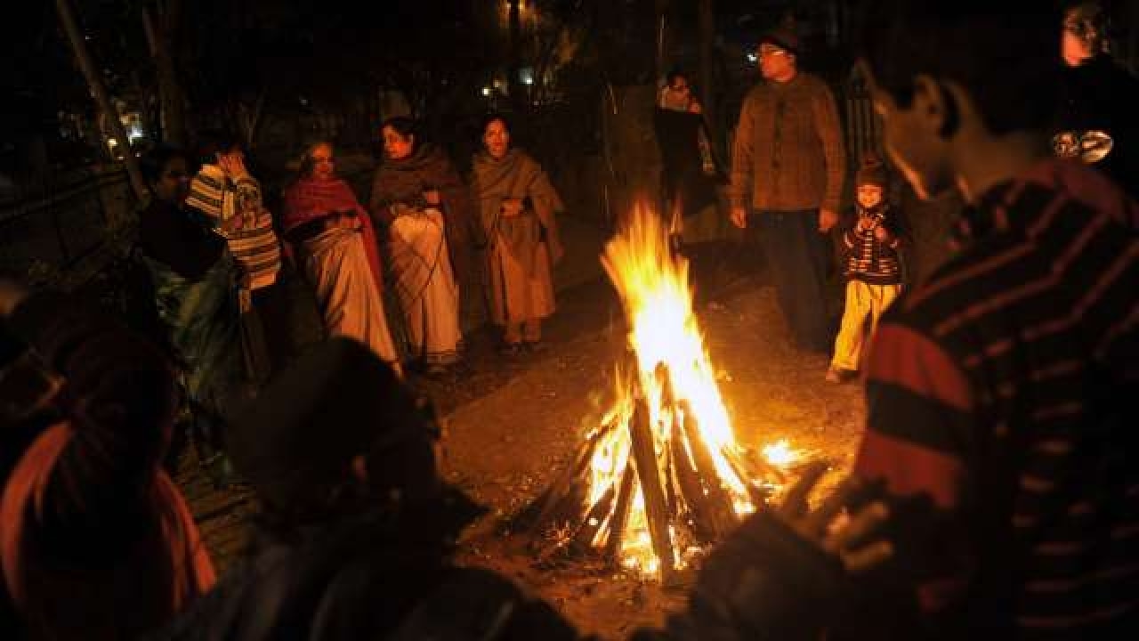 Lohri 2016: Why is food fed to the fire on Lohri?