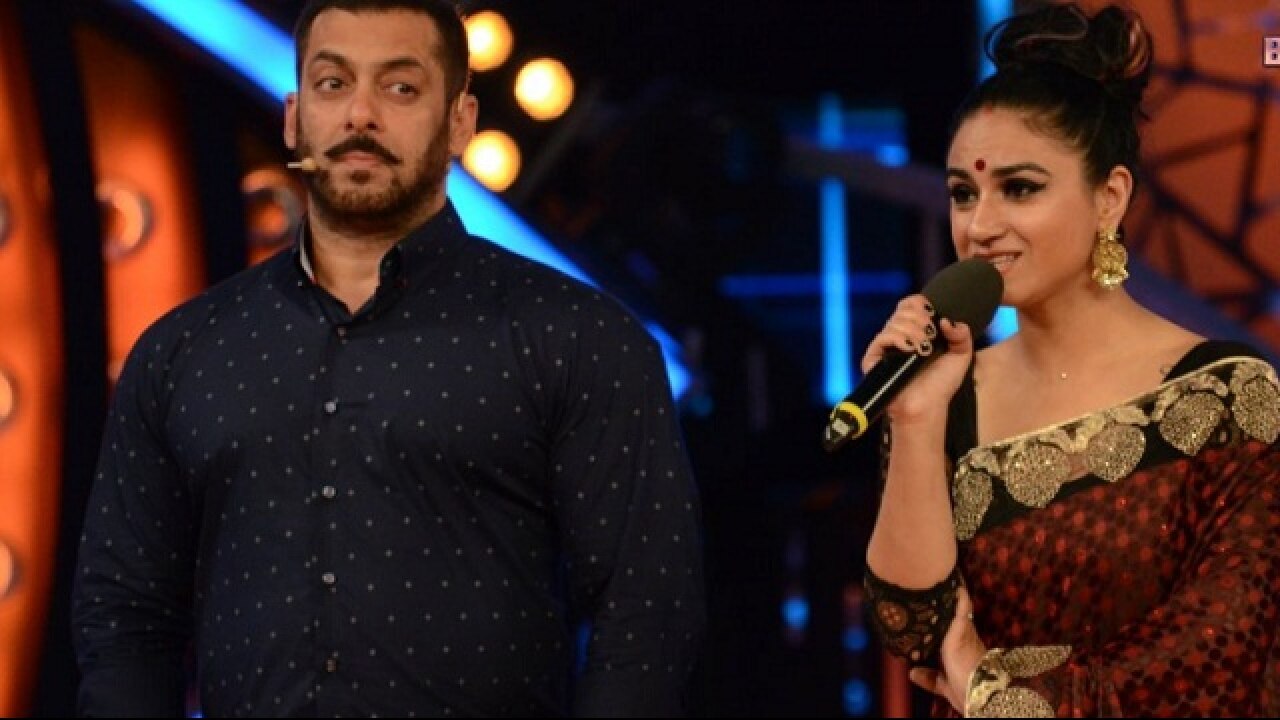 Bigg Boss 9: Priya Malik sends a message to 'frenemy' Rishabh Sinha