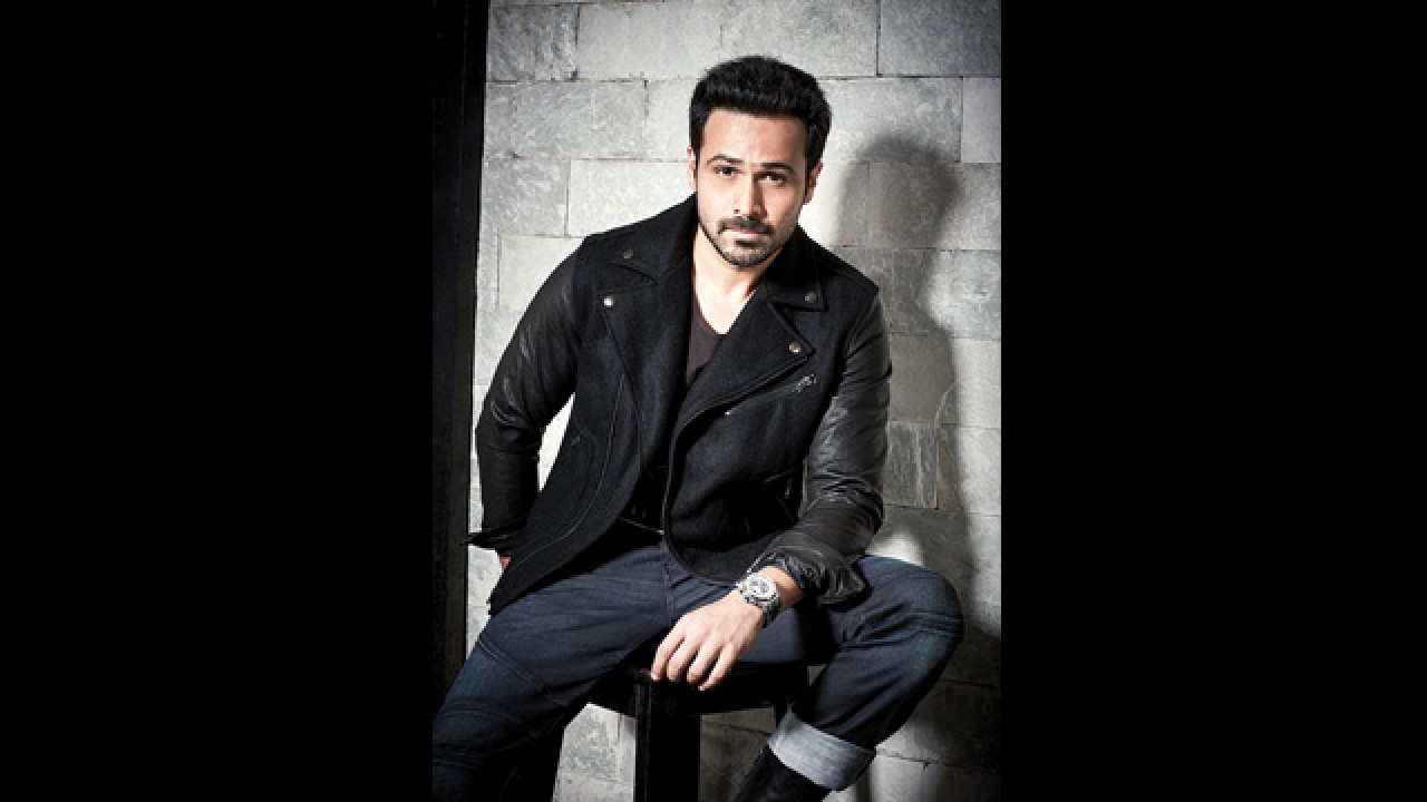 Why is the cast and crew of 'Raaz 4' in Romania?