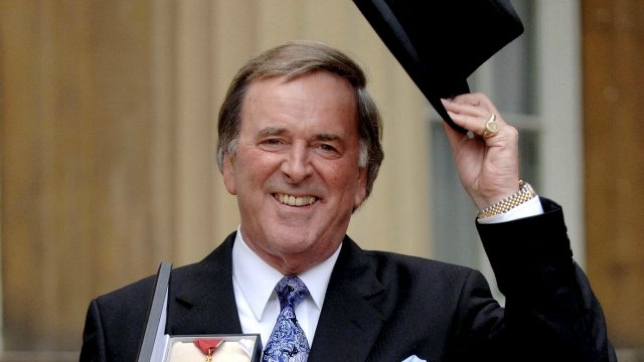British broadcaster Terry Wogan dies of cancer: BBC