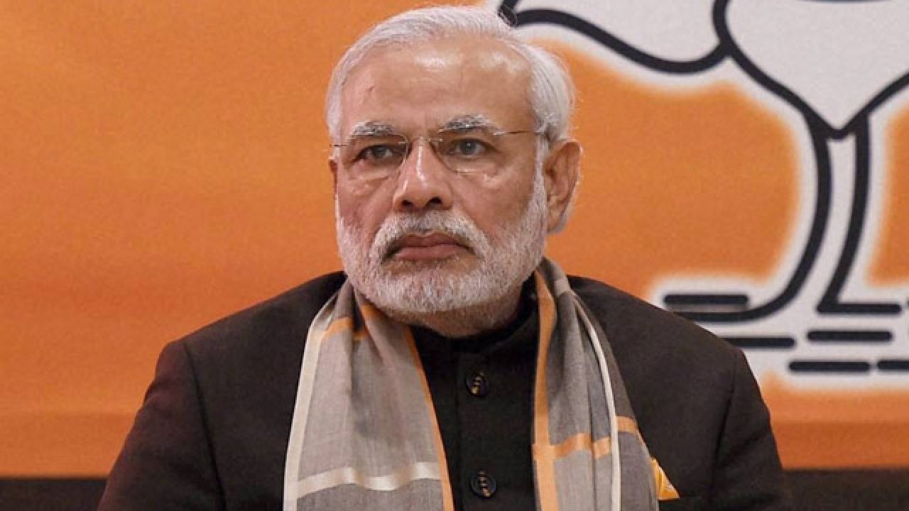 Modi ready to bridge communication gap between the government and media