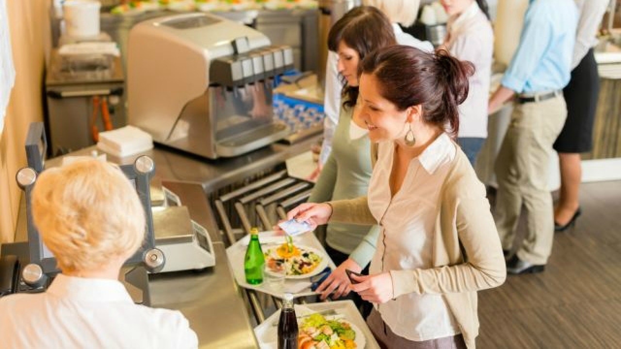 Researchers say nutritional graphs helps consumers make healthier food ...