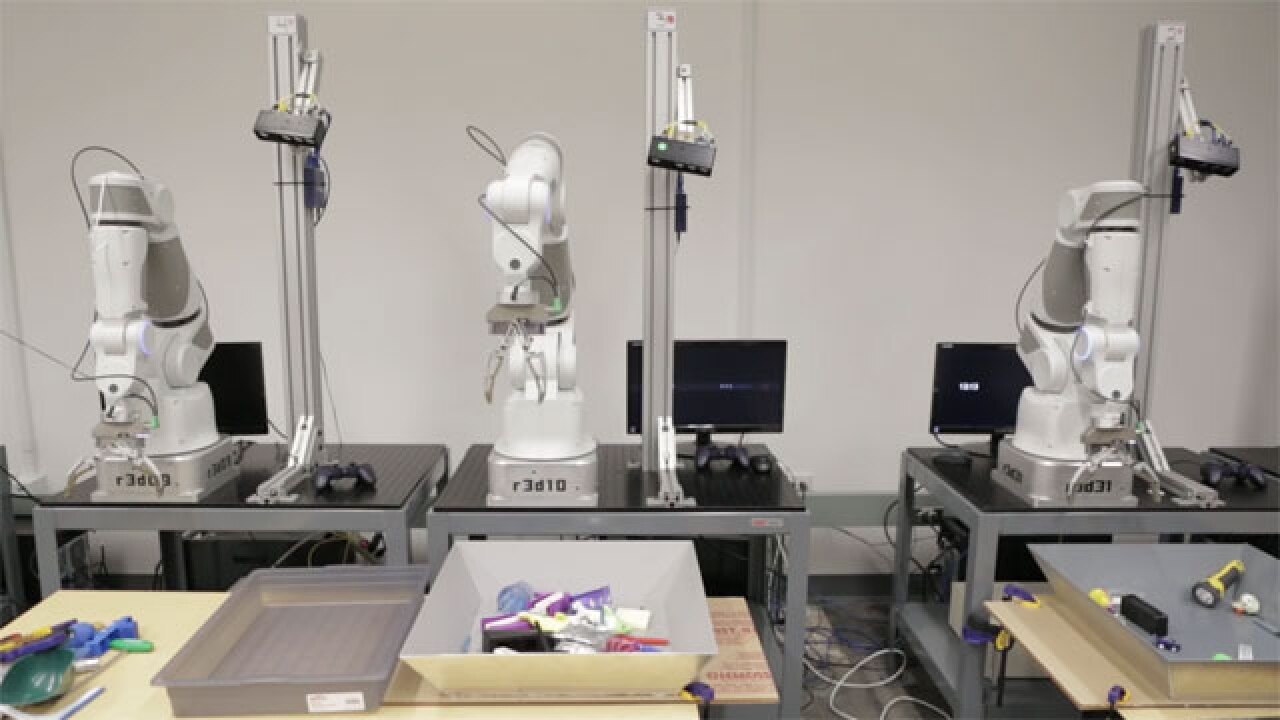 Watch: Google researchers build robotic arms that ‘teach’ themselves to ...