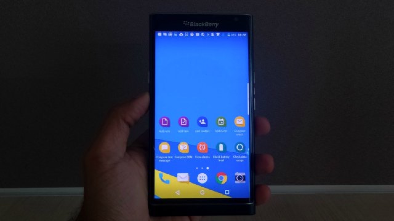 First Impressions: The ‘Privilege Privacy’ BlackBerry Priv