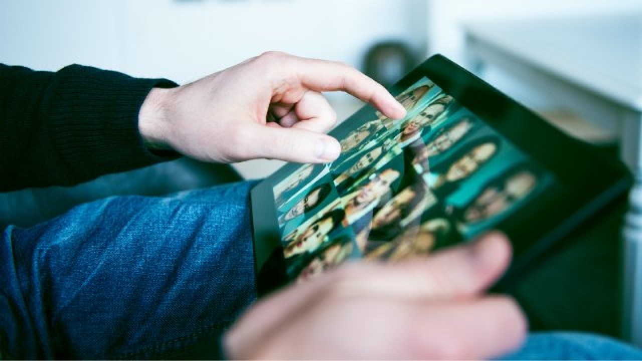 Touchscreen tablets are beneficial to the visually impaired, study finds