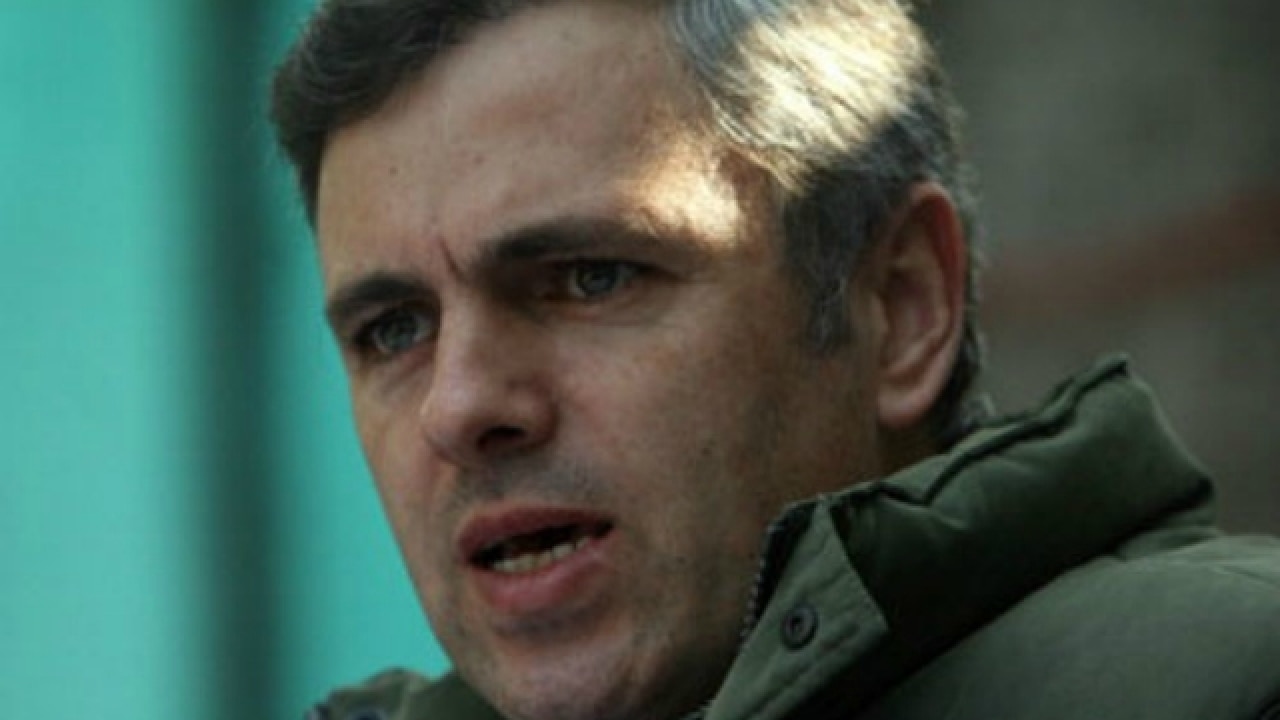 Omar Abdullah questions keeping out electronic media from oath ceremony