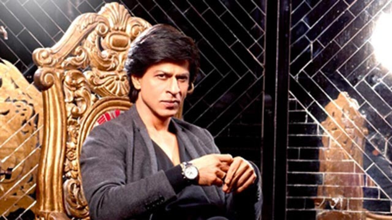 Here's how a fan managed to spook Shah Rukh Khan