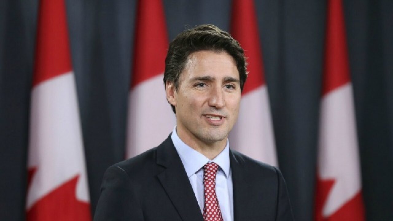 Canadian PM Trudeau slips from political ring to boxing ring
